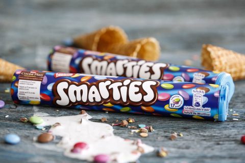 Den er superenkel å lage og smaker dødsgodt. Jeg har denne isen i ...