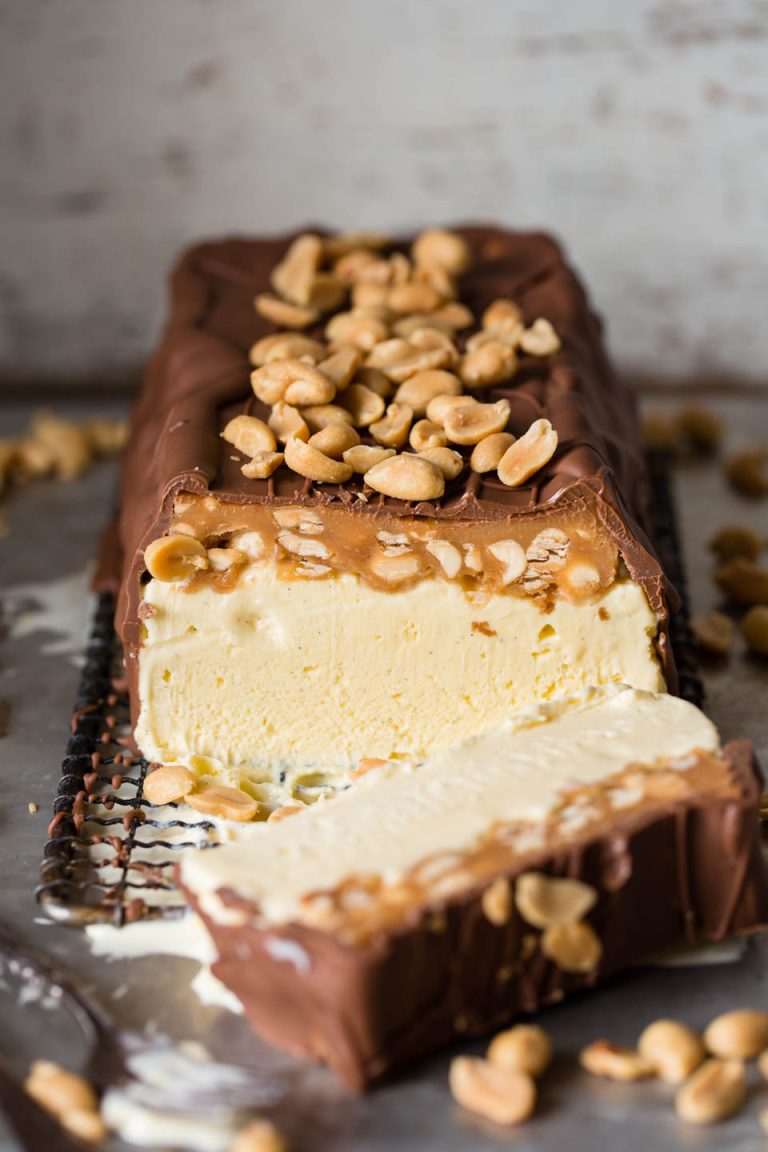 Helstekt kalkun med tilbehør og verdens beste saus